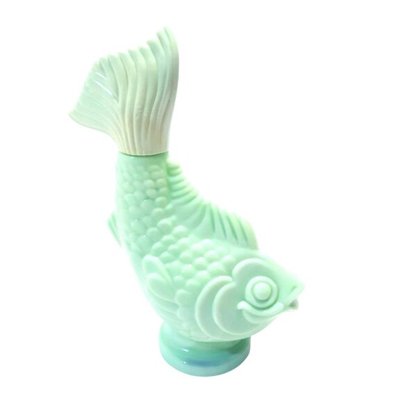 Avon | Accents | Vintage Avon Jadeite Fish Empty Foaming Bath Oil ...